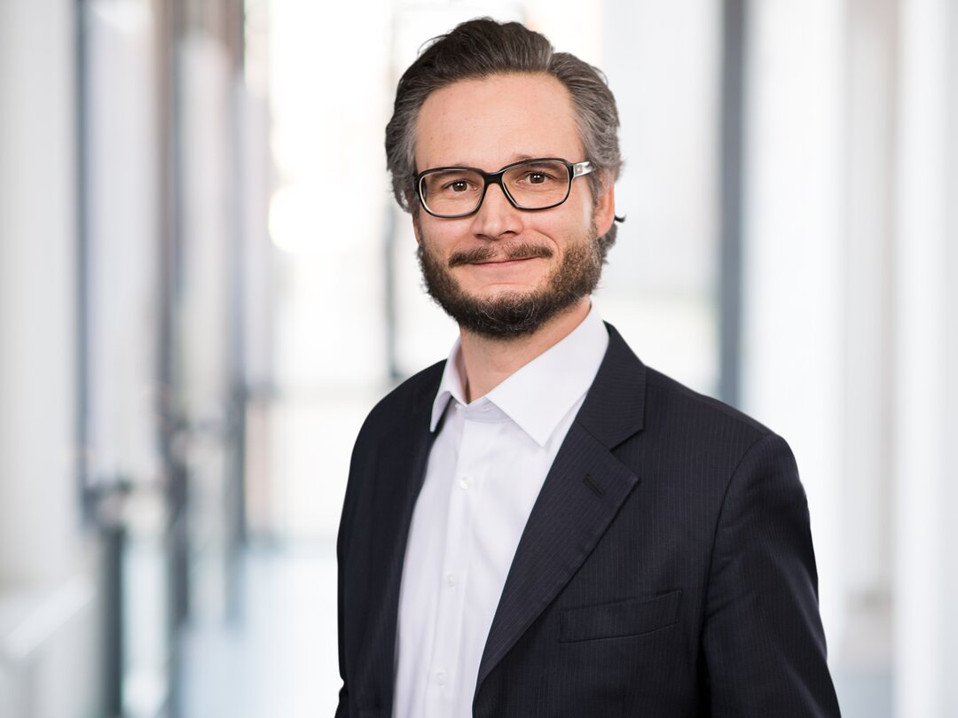 MACH - das Unternehmen - MACH